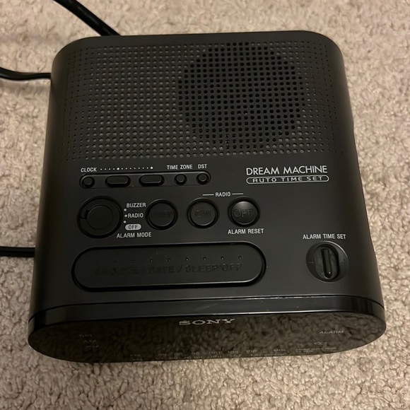 Sony | Other | Sony Dream Machine Alarmclock Radio Loud Amfm Buzzer ...